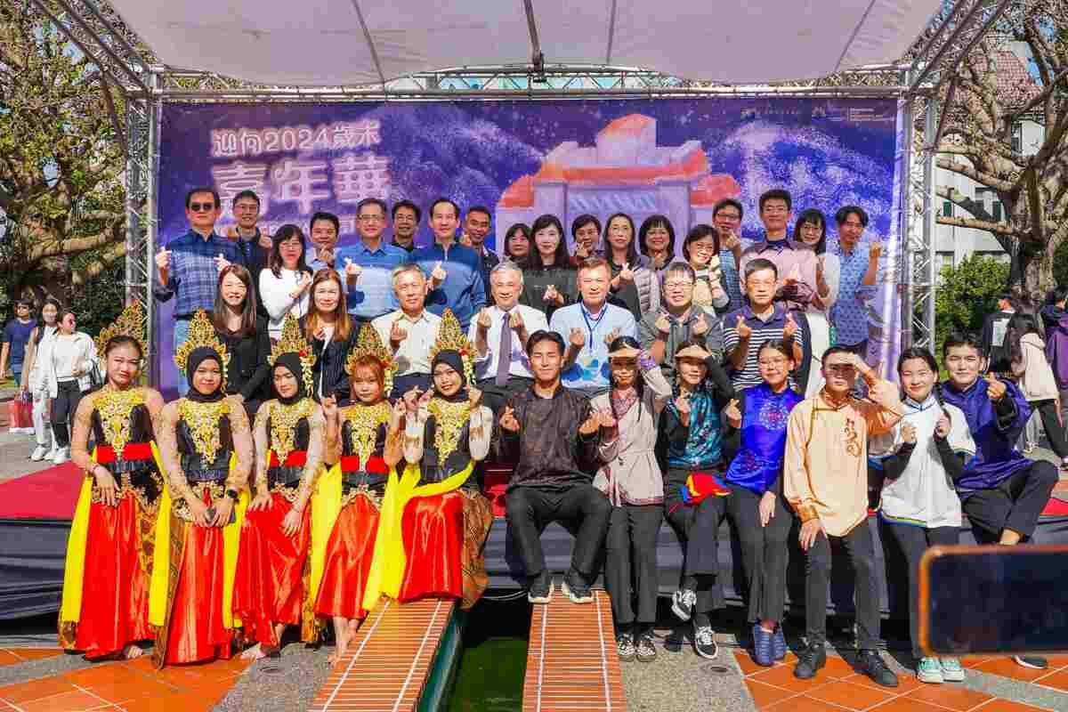 Winter Carnival celebrates festive joy and CYUT’s diversity